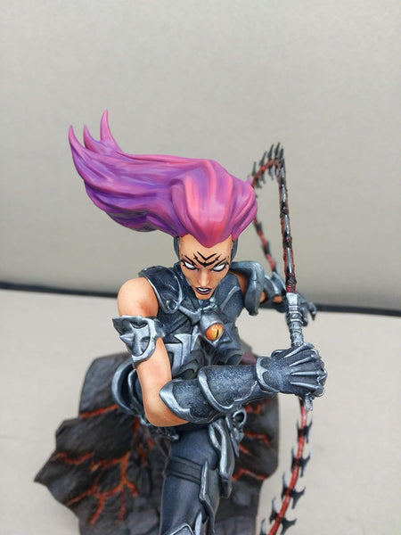 Darksiders Fury Collectible Figure (27cm) – Q8complex